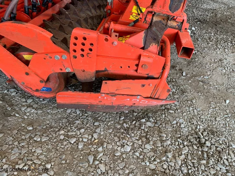 Semoir KUHN VENTA LC 402